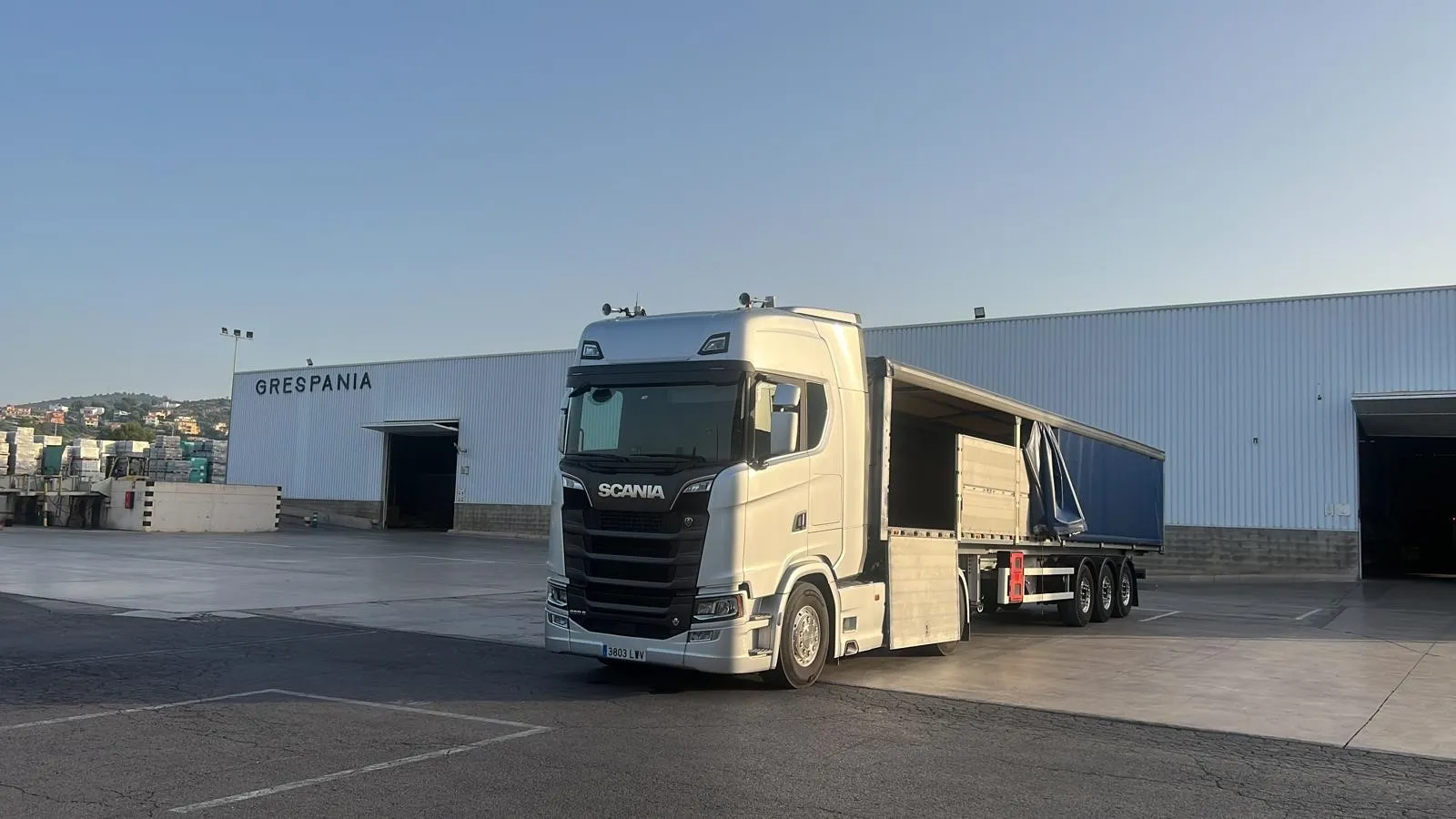 Sobre Nosotros | Hello Trans - Expertos en Transporte